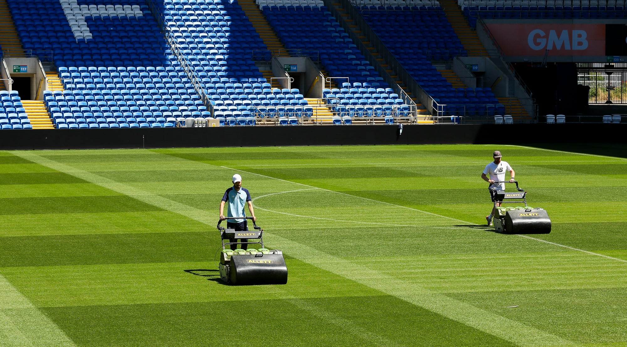 ALLETT Pro | Professional Cylinder Mowers for Sports Grounds & Stadia